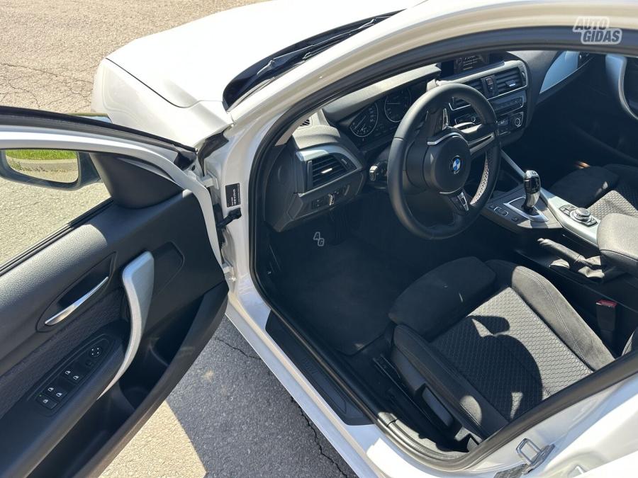 BMW 118 2016 Telšiai, ar dzinēja tilpumu 2.00 L un nobraukumu 240 tūkst. km par 9300 €, foto 9 vietnē AUTOMOTO.COM.LV