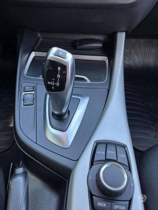 BMW 118 2017 in Kaisiadorys, with an engine capacity of 2.00 L and mileage of 266 thousand km for 8350 €, photo 10 on AUTOMOTO.COM.LV