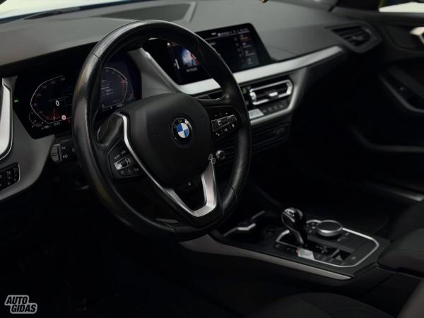 BMW 118 2022 in Avizieniai, with an engine capacity of 1.50 L and mileage of 67 thousand km for 18999 €, photo 9 on AUTOMOTO.COM.LV