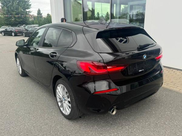 BMW 118 2023 Peetri, ar dzinēja tilpumu 1.50 L un nobraukumu 72 tūkst. km par 23650 €, foto 5 vietnē AUTOMOTO.COM.LV