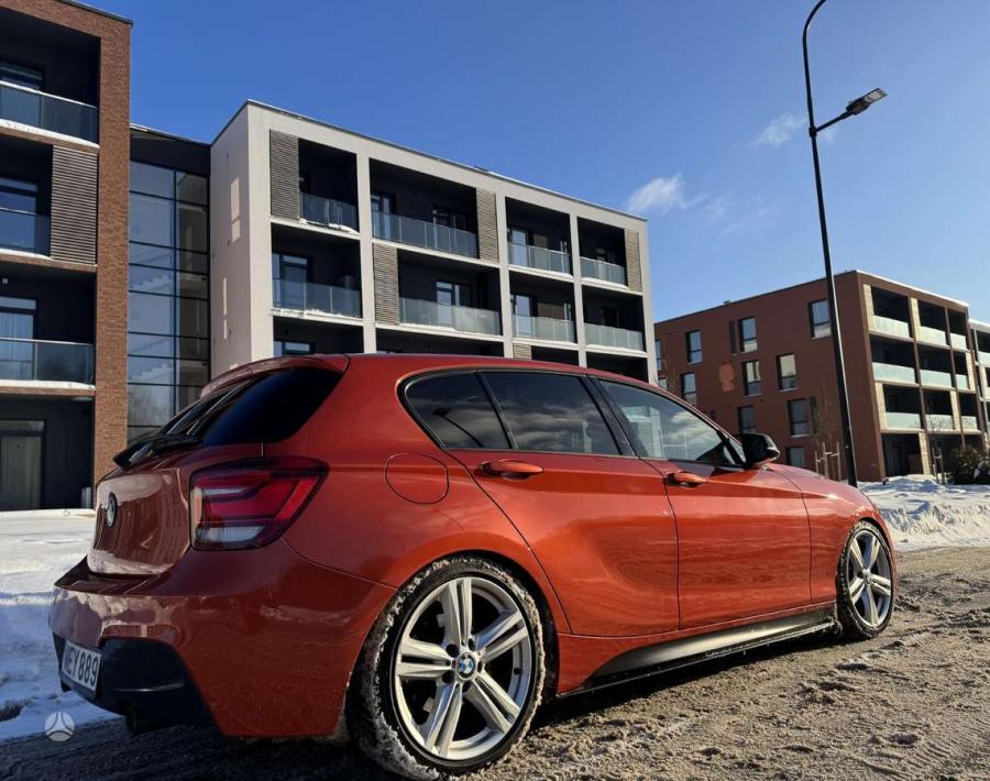 Orange BMW 118 2012 in Vilnius, with an engine capacity of 1.60 L and mileage of 205 thousand km for 9550 €, photo 3 on AUTOMOTO.COM.LV