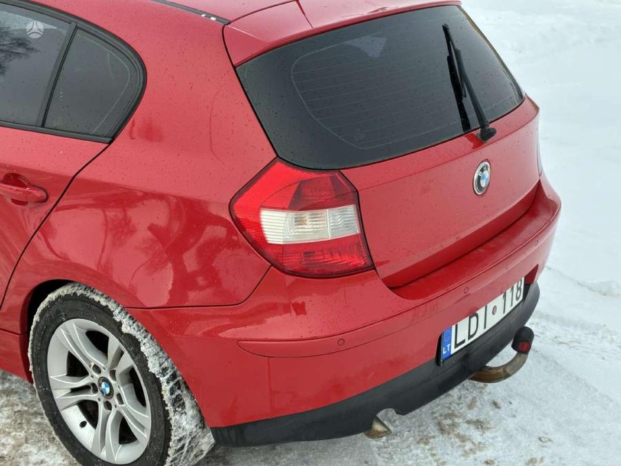 Sarkans BMW 118 2005 Rokiškis, ar dzinēja tilpumu 2.00 L un nobraukumu 395 tūkst. km par 1750 €, foto 10 vietnē AUTOMOTO.COM.LV