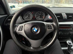 Sarkans BMW 118 2005 Rokiškis, ar dzinēja tilpumu 2.00 L un nobraukumu 395 tūkst. km par 1750 €, foto 23 vietnē AUTOMOTO.COM.LV