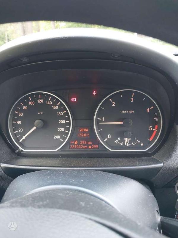 Sarkans BMW 118 2006 Druskininkai, ar dzinēja tilpumu 2.00 L un nobraukumu 337 tūkst. km par 1799 €, foto 9 vietnē AUTOMOTO.COM.LV