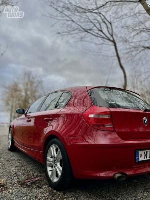 Red BMW 118 2007 in Panevezys, with an engine capacity of 2.00 L and mileage of 354 thousand km for 2650 €, photo 2 on AUTOMOTO.COM.LV
