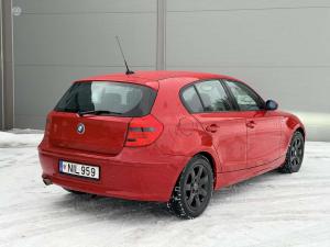 Red BMW 118 2007 in Vilnius, with an engine capacity of 2.00 L and mileage of 356 thousand km for 2400 €, photo 3 on AUTOMOTO.COM.LV