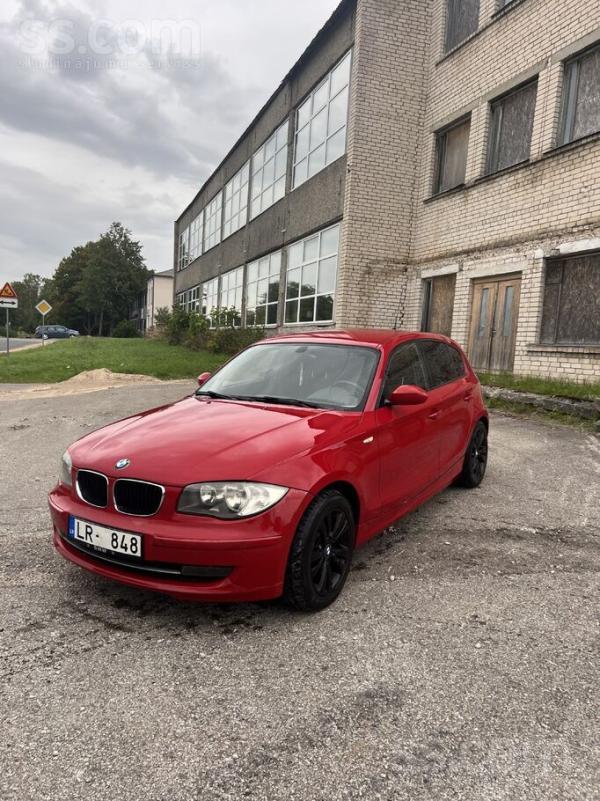 BMW 118 2007 in Talsi on AUTOMOTO.COM.LV Red BMW 118 2007 in Talsi, with an engine capacity of 2.00 L and mileage of 304 thousand km for 2500 β¬, photo 1 on AUTOMOTO.COM.LV