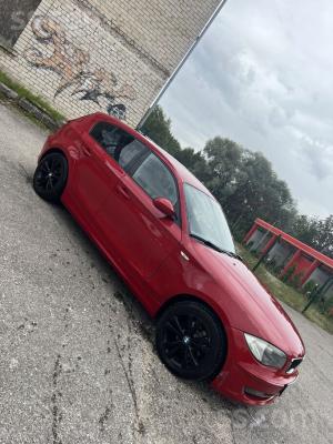 Sarkans BMW 118 2007 Talsi, ar dzinēja tilpumu 2.00 L un nobraukumu 304 tūkst. km par 2500 €, foto 4 vietnē AUTOMOTO.COM.LV