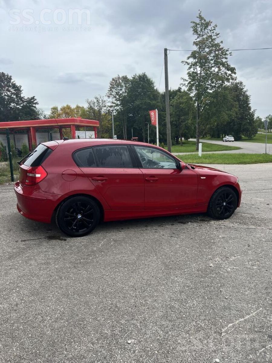 Sarkans BMW 118 2007 Talsi, ar dzinēja tilpumu 2.00 L un nobraukumu 304 tūkst. km par 2500 €, foto 6 vietnē AUTOMOTO.COM.LV