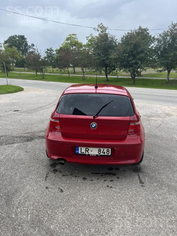 BMW 118 2007 in Talsi on AUTOMOTO.COM.LV Red BMW 118 2007 in Talsi, with an engine capacity of 2.00 L and mileage of 304 thousand km for 2500 β¬, photo 7 on AUTOMOTO.COM.LV