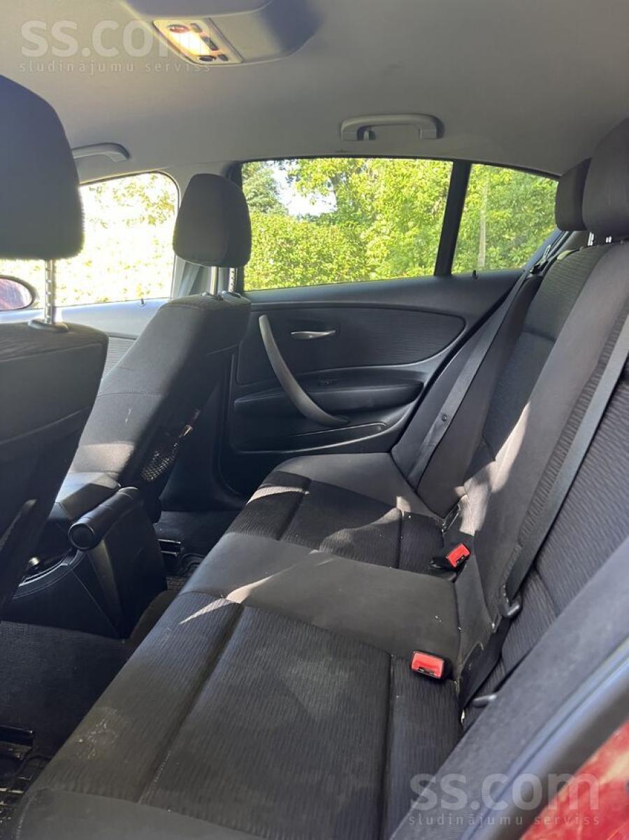 Sarkans BMW 118 2007 Talsi, ar dzinēja tilpumu 2.00 L un nobraukumu 304 tūkst. km par 2500 €, foto 9 vietnē AUTOMOTO.COM.LV