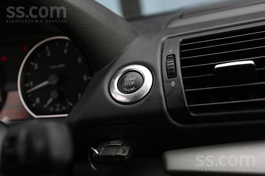 Sarkans BMW 118 2009 Tukums, ar dzinēja tilpumu 2.00 L un nobraukumu 190 tūkst. km par 4999 €, foto 16 vietnē AUTOMOTO.COM.LV