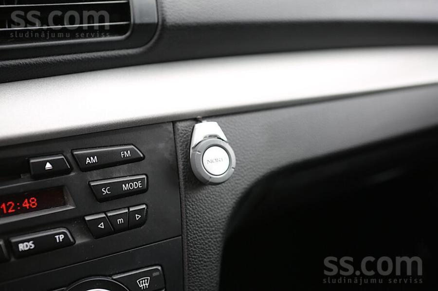 Sarkans BMW 118 2009 Tukums, ar dzinēja tilpumu 2.00 L un nobraukumu 190 tūkst. km par 4999 €, foto 19 vietnē AUTOMOTO.COM.LV