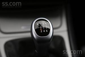 Sarkans BMW 118 2009 Tukums, ar dzinēja tilpumu 2.00 L un nobraukumu 190 tūkst. km par 4999 €, foto 20 vietnē AUTOMOTO.COM.LV