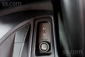 Sarkans BMW 118 2009 Tukums, ar dzinēja tilpumu 2.00 L un nobraukumu 190 tūkst. km par 4999 €, foto 21 vietnē AUTOMOTO.COM.LV