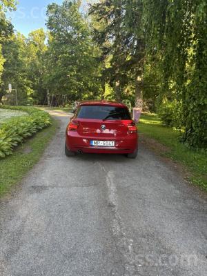Sarkans BMW 118 2011 Liepāja, ar dzinēja tilpumu 2.00 L un nobraukumu 0 tūkst. km par 6200 €, foto 5 vietnē AUTOMOTO.COM.LV