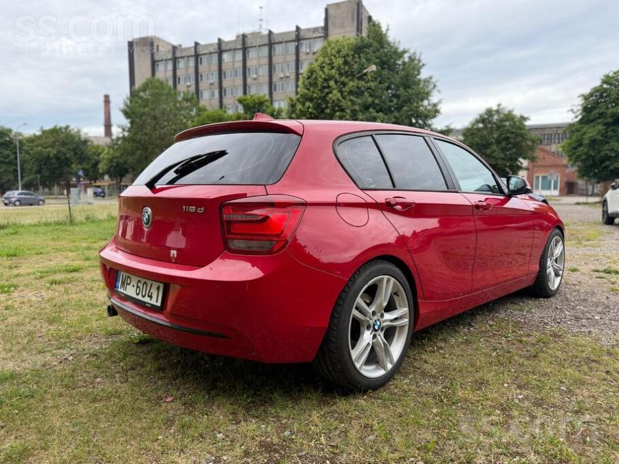 Sarkans BMW 118 2011 Liepāja, ar dzinēja tilpumu 2.00 L un nobraukumu 346 tūkst. km par 6450 €, foto 5 vietnē AUTOMOTO.COM.LV