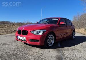 Sarkans BMW 118 2012 Tukums, ar dzinēja tilpumu 2.00 L un nobraukumu 307 tūkst. km par 7770 €, foto 3 vietnē AUTOMOTO.COM.LV