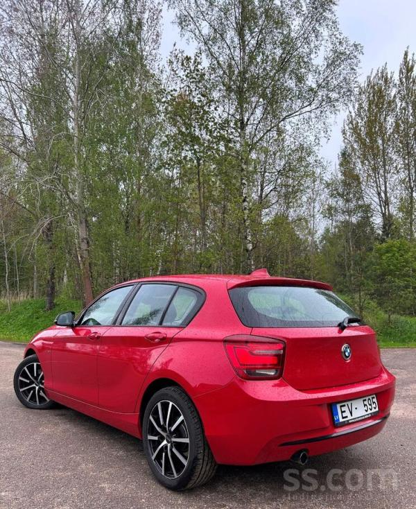 Sarkans BMW 118 2013 Rīga, ar dzinēja tilpumu 2.00 L un nobraukumu 169 tūkst. km par 9500 €, foto 4 vietnē AUTOMOTO.COM.LV