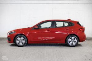 Red BMW 118 2021 in Vilnius, with an engine capacity of 1.50 L and mileage of 19 thousand km for 19991 €, photo 7 on AUTOMOTO.COM.LV