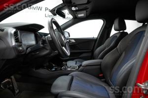 Red BMW 118 2021 in Riga, with an engine capacity of 2.00 L and mileage of 34 thousand km for 22500 €, photo 7 on AUTOMOTO.COM.LV