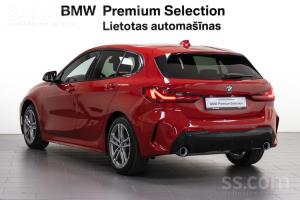 Red BMW 118 2021 in Riga, with an engine capacity of 2.00 L and mileage of 34 thousand km for 22500 €, photo 15 on AUTOMOTO.COM.LV