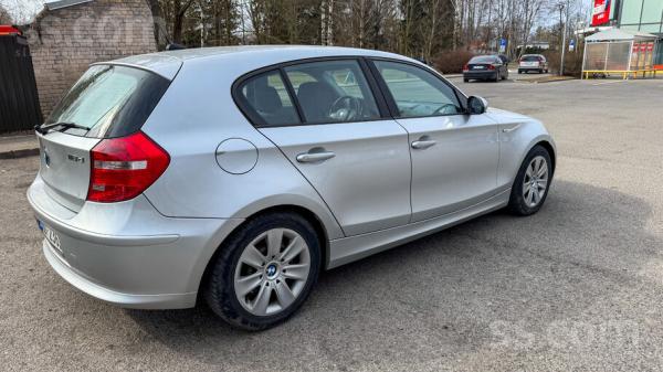 BMW 118 2008 in Riga, with an engine capacity of 2.00 L and mileage of 276 thousand km for 2100 €, photo 2 on AUTOMOTO.COM.LV