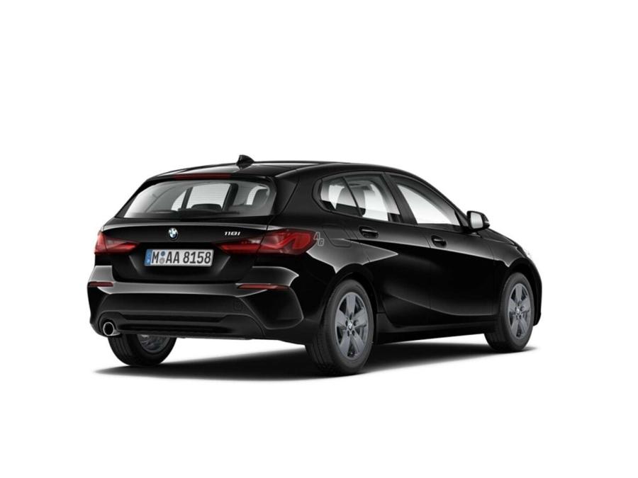 BMW 118 2022 in Kaunas, with an engine capacity of 1.50 L and mileage of 28 thousand km for 24459 €, photo 3 on AUTOMOTO.COM.LV