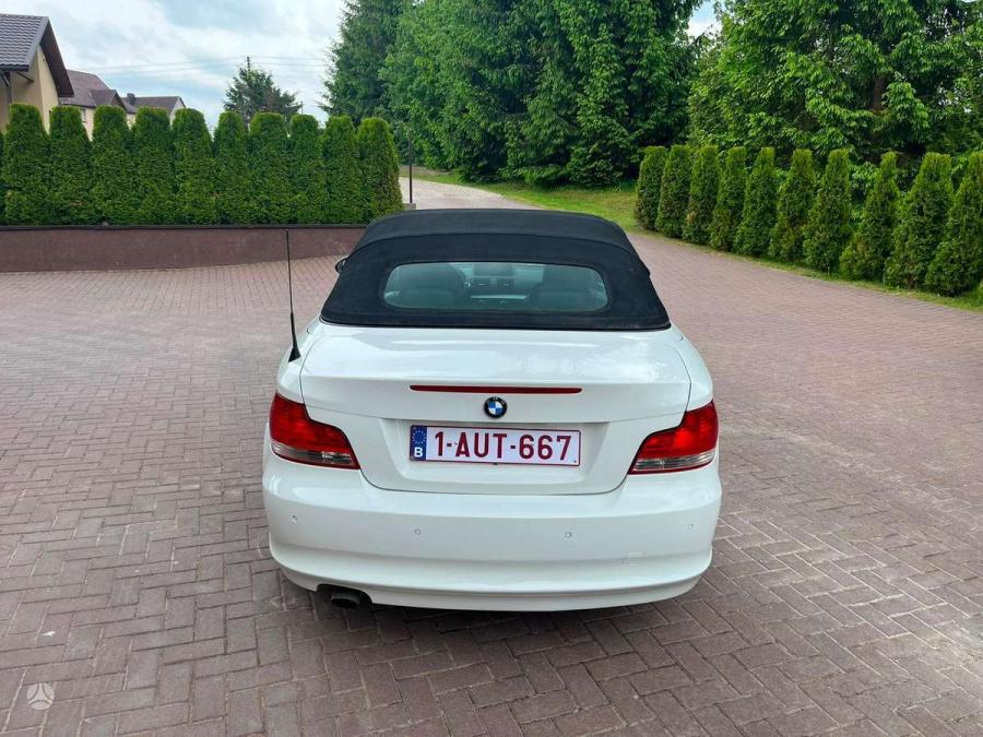 White BMW 118 2009 in Utena, with an engine capacity of 2.00 L and mileage of 270 thousand km for 4990 €, photo 11 on AUTOMOTO.COM.LV