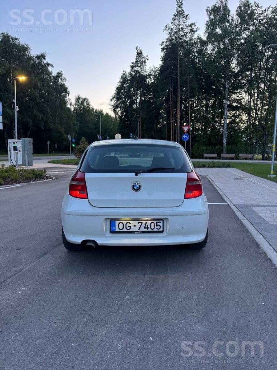 Balts BMW 118 2008 Rīga, ar dzinēja tilpumu 2.00 L un nobraukumu 311 tūkst. km par 4400 €, foto 5 vietnē AUTOMOTO.COM.LV