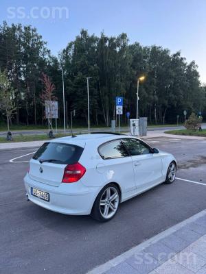 Balts BMW 118 2008 Rīga, ar dzinēja tilpumu 2.00 L un nobraukumu 311 tūkst. km par 4400 €, foto 6 vietnē AUTOMOTO.COM.LV