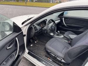 Balts BMW 118 2010 Telšiai, ar dzinēja tilpumu 2.00 L un nobraukumu 222 tūkst. km par 3800 €, foto 11 vietnē AUTOMOTO.COM.LV