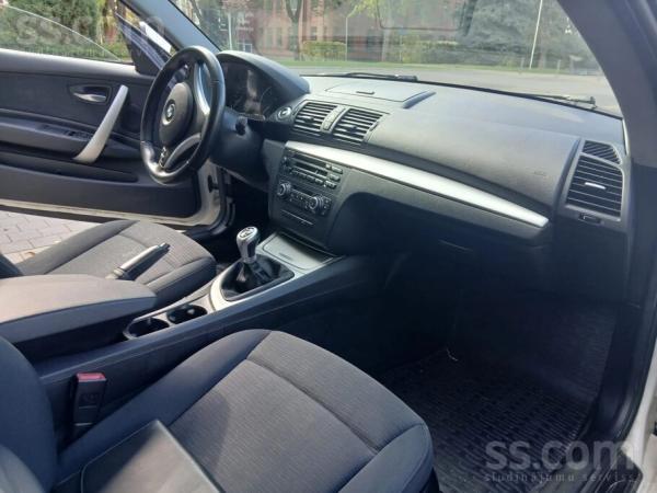 Balts BMW 118 2010 Jēkabpils, ar dzinēja tilpumu 2.00 L un nobraukumu 280 tūkst. km par 3900 €, foto 10 vietnē AUTOMOTO.COM.LV