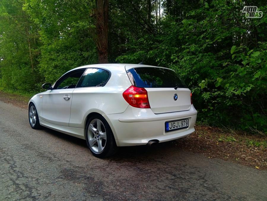 Balts BMW 118 2010 Viļņa, ar dzinēja tilpumu 1.80 L un nobraukumu 40 tūkst. km par 2700 €, foto 3 vietnē AUTOMOTO.COM.LV