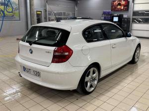 White BMW 118 2007 in Vilnius, with an engine capacity of 2.00 L and mileage of 220 thousand km for 2950 €, photo 9 on AUTOMOTO.COM.LV