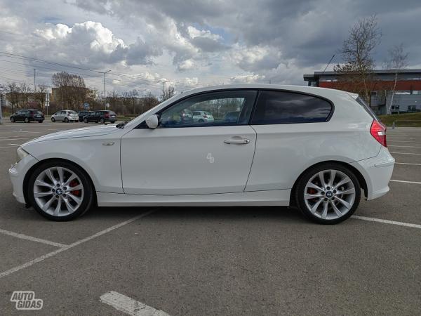 Balts BMW 118 2007 Šauļi, ar dzinēja tilpumu 2.00 L un nobraukumu 290 tūkst. km par 3300 €, foto 2 vietnē AUTOMOTO.COM.LV