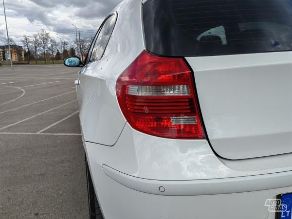Balts BMW 118 2007 Šauļi, ar dzinēja tilpumu 2.00 L un nobraukumu 290 tūkst. km par 3300 €, foto 5 vietnē AUTOMOTO.COM.LV