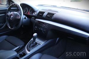 White BMW 118 2007 in Riga, with an engine capacity of 2.00 L and mileage of 367 thousand km for 3795 €, photo 10 on AUTOMOTO.COM.LV