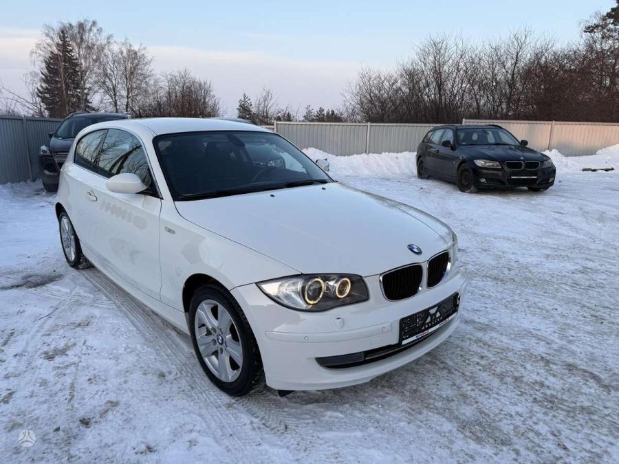 Balts BMW 118 2008 Marijampole, ar dzinēja tilpumu 2.00 L un nobraukumu 153 tūkst. km par 4600 €, foto 6 vietnē AUTOMOTO.COM.LV