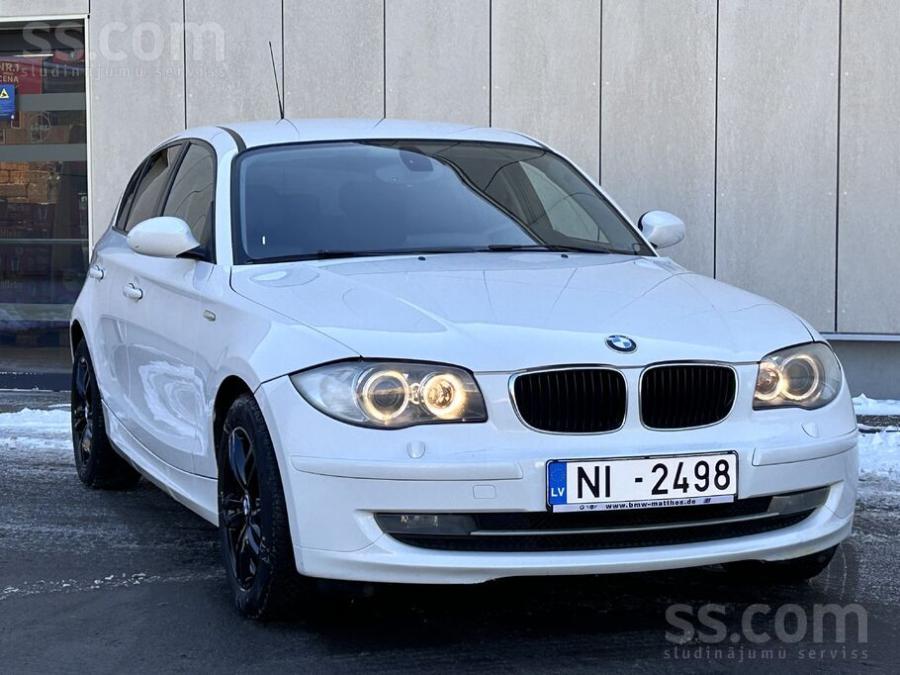 White BMW 118 2008 in Riga, with an engine capacity of 2.00 L and mileage of 219 thousand km for 4350 €, photo 5 on AUTOMOTO.COM.LV