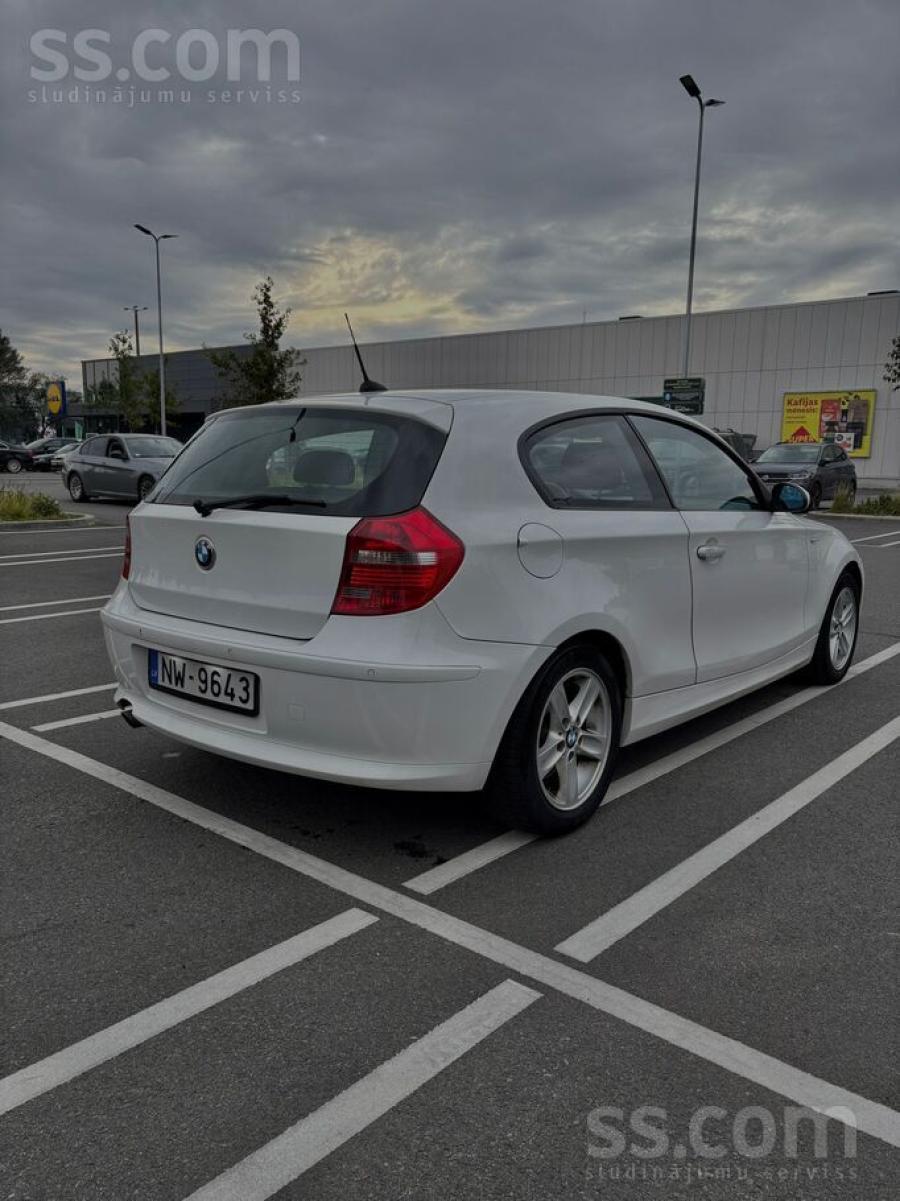 Balts BMW 118 2008 Rīga, ar dzinēja tilpumu 2.00 L un nobraukumu 225 tūkst. km par 3500 €, foto 5 vietnē AUTOMOTO.COM.LV