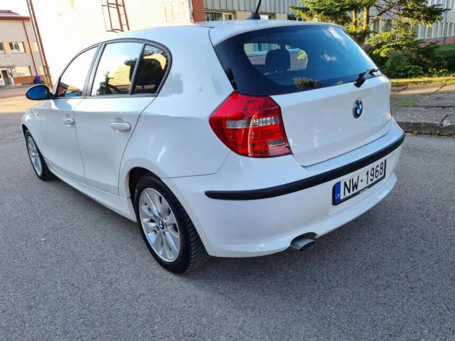 White BMW 118 2008 in Jekabpils, with an engine capacity of 2.00 L and mileage of 265 thousand km for 4250 €, photo 11 on AUTOMOTO.COM.LV