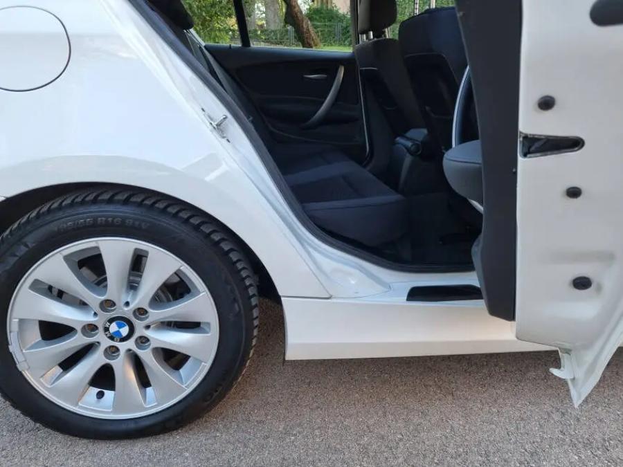 White BMW 118 2008 in Jekabpils, with an engine capacity of 2.00 L and mileage of 265 thousand km for 4250 €, photo 20 on AUTOMOTO.COM.LV
