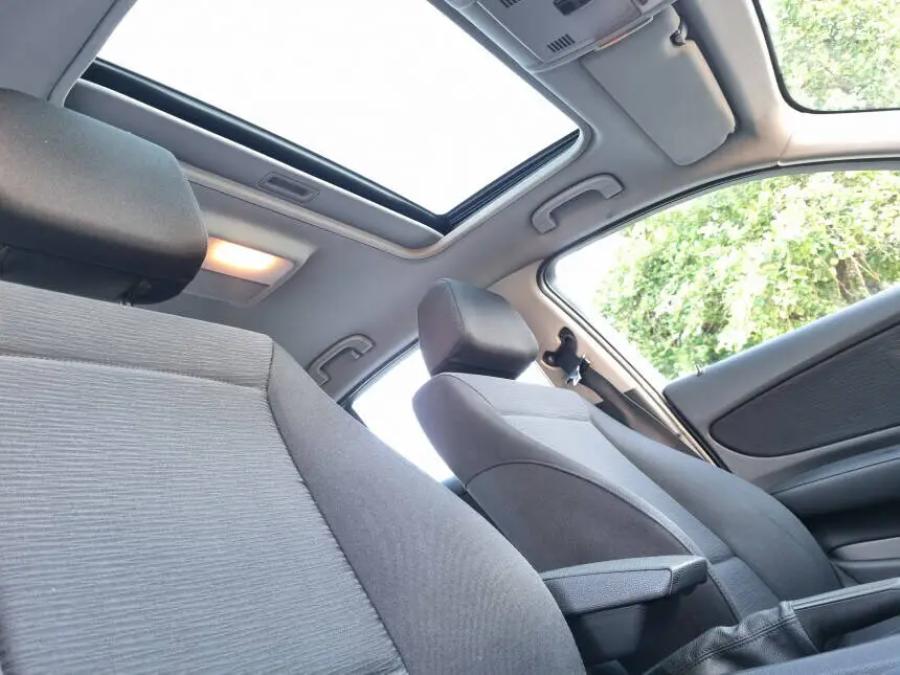 White BMW 118 2008 in Jekabpils, with an engine capacity of 2.00 L and mileage of 265 thousand km for 4250 €, photo 22 on AUTOMOTO.COM.LV