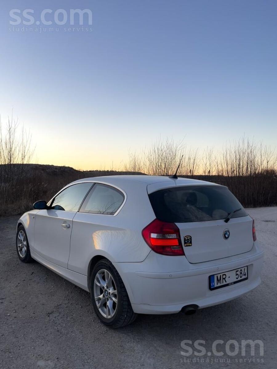 Balts BMW 118 2008 Ogre, ar dzinēja tilpumu 2.00 L un nobraukumu 335 tūkst. km par 3400 €, foto 13 vietnē AUTOMOTO.COM.LV