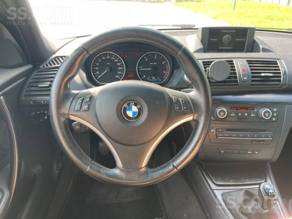 White BMW 118 2008 in Riga, with an engine capacity of 2.00 L and mileage of 300 thousand km for 4000 €, photo 8 on AUTOMOTO.COM.LV