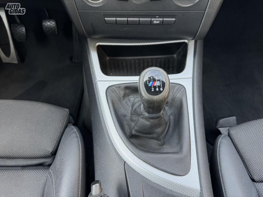 Balts BMW 118 2008 Kauņa, ar dzinēja tilpumu 2.00 L un nobraukumu 205 tūkst. km par 3999 €, foto 17 vietnē AUTOMOTO.COM.LV
