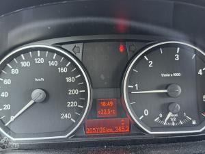 Balts BMW 118 2008 Kauņa, ar dzinēja tilpumu 2.00 L un nobraukumu 205 tūkst. km par 3999 €, foto 22 vietnē AUTOMOTO.COM.LV