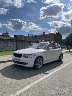 White BMW 118 2008 in Riga, with an engine capacity of 2.00 L and mileage of 301 thousand km for 3600 €, photo  on AUTOMOTO.COM.LV