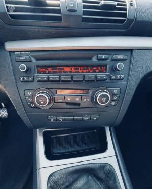 Balts BMW 118 2008 Šauļi, ar dzinēja tilpumu 2.00 L un nobraukumu 277 tūkst. km par 3850 €, foto 11 vietnē AUTOMOTO.COM.LV